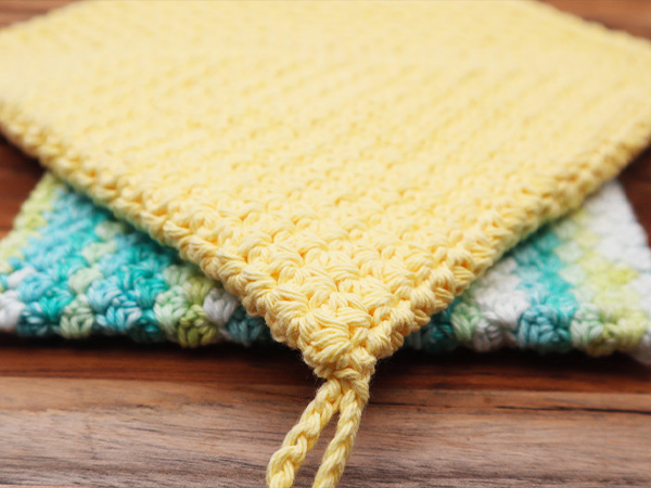 Easy Thick Crochet Hot Potholder: Free Pattern - Hands That Bless