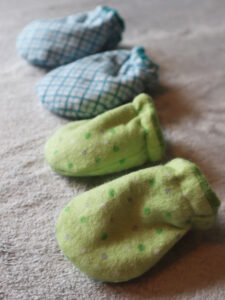 Quick and Easy No-Scratch Baby Mitten Sewing Tutorial - Hands That Bless