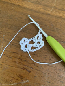 Free Lace Crochet Cross Pattern With Easy Tutorial - Hands That Bless